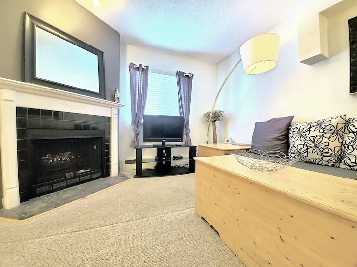 Whistler Stays Suite By Gondola + Free Parking - 휘슬러