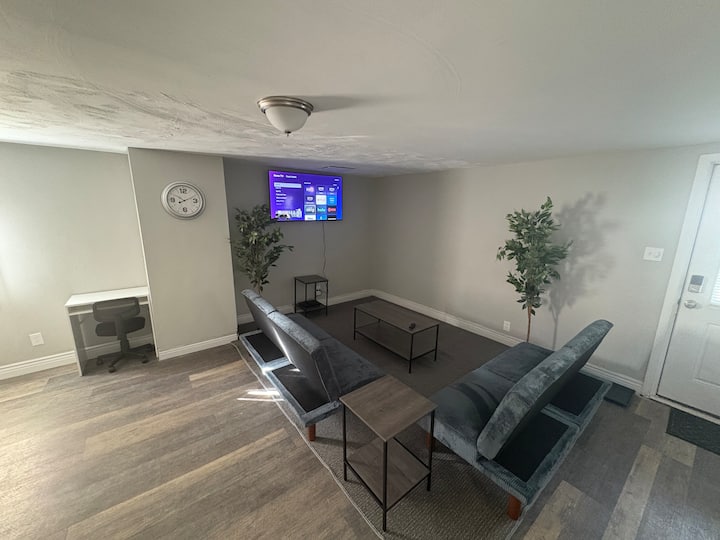 Great Location 2br House - Monroeville, PA