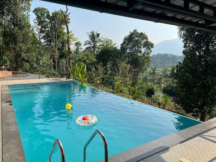 Cholas Heritage - Wayanad