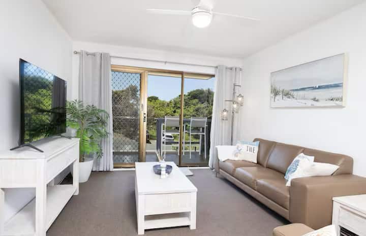 Peace On Pebbly - Tuncurry