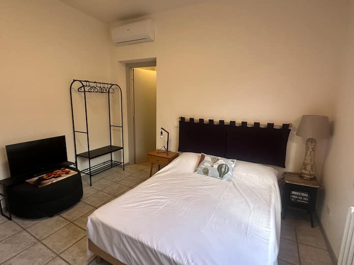 Camera Indipendente Con Bagno Privato Ed Uso Cucin - Lodi