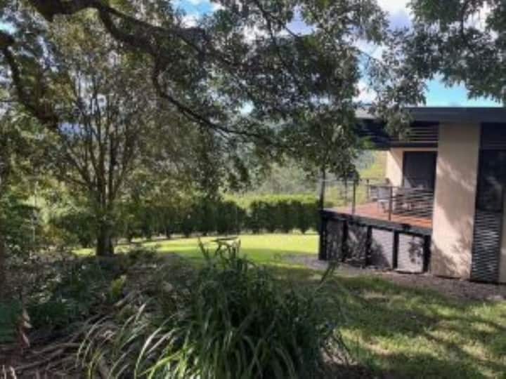 Seclude Rainforest Retreat - The Retreat - Proserpine