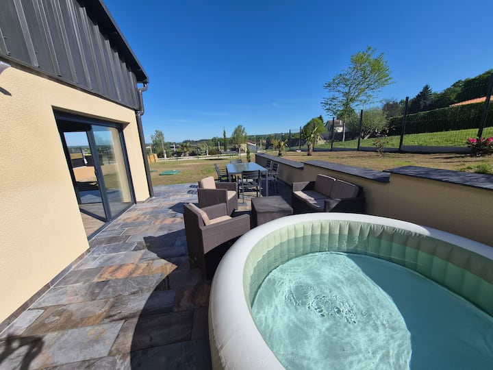 La Gélinotte Maison Avec Terrain Et Spa - Lezoux