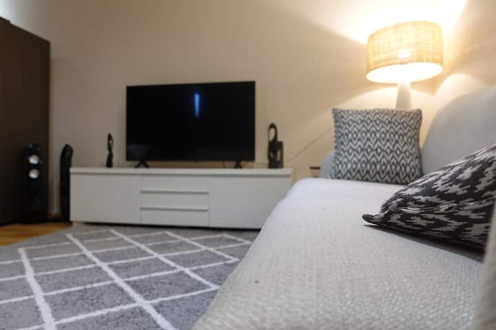 1 Bedroom Private Apartment In Harrison - Canberra