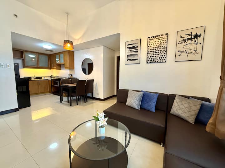 1 Bedroom With Parking In Manila Near Us Embassy - Metro Manila