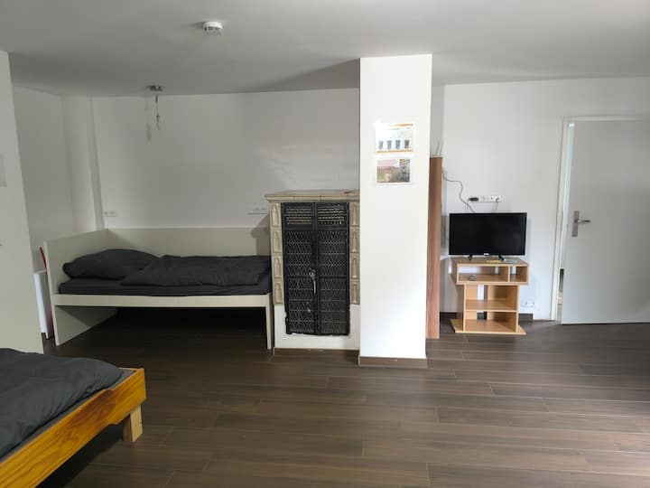 Monteurwohnung - Messe Flgh. - 60m² - Küche - Wlan - Tübingen