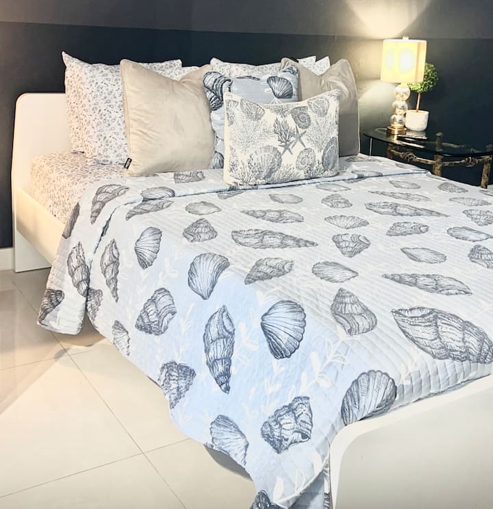 Enjoy Beach Fantastic - South Beach, FL