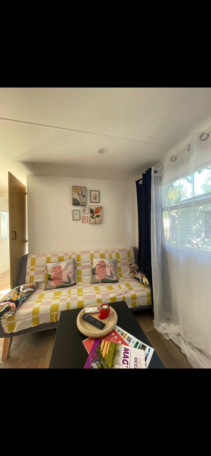 Camping Familial – Bord De L’ardèche - Gard