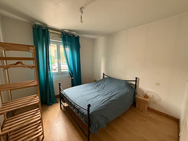 Chambre Privative Entre Gare Et Circuit Des 24h - Le Mans