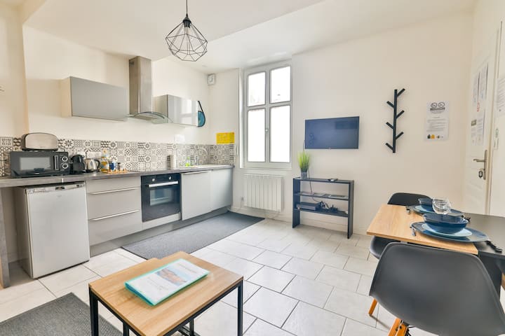 Le Solençon De 1 à 4 Pers - Hypercentre - Charente