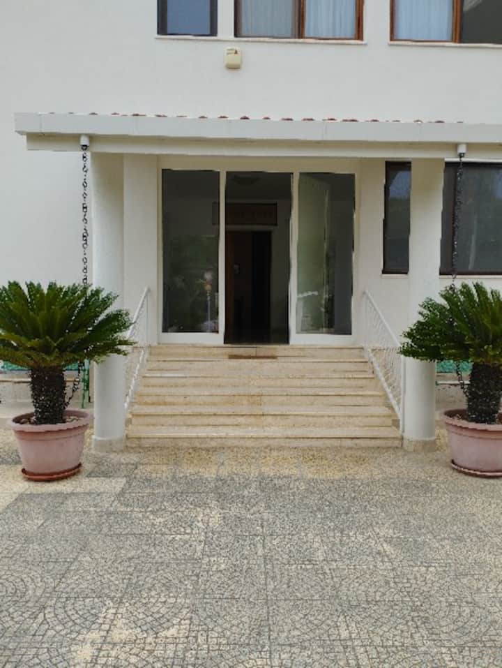 B&b Villa Erry Oasi Di Pace E Di Tranquillità - Trani