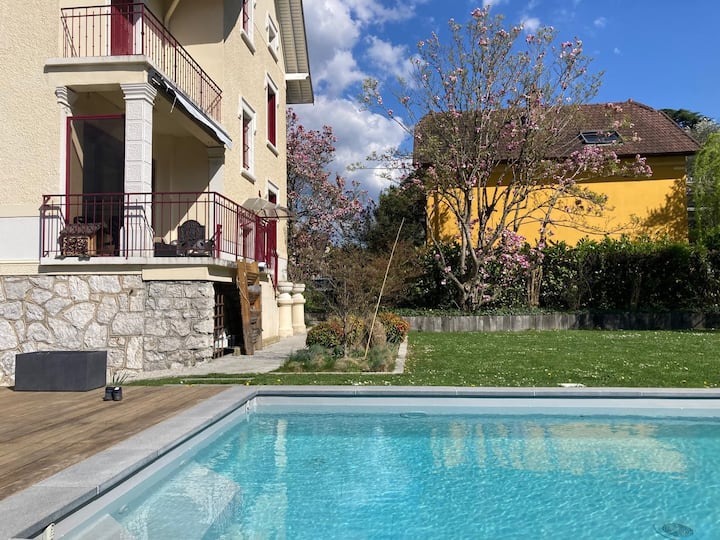 Maison Familiale Avec Jardin - Chambéry