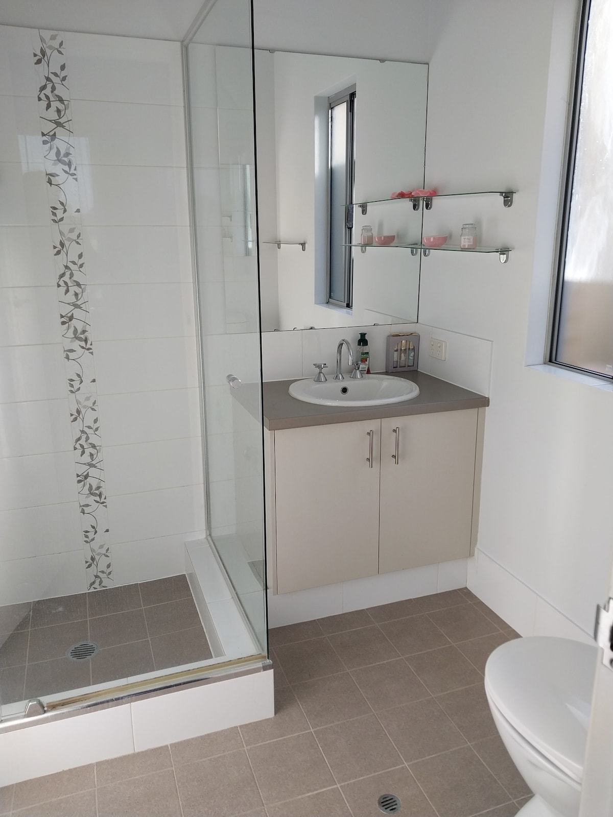 Caversham House - Houses for Rent in Caversham, Western Australia ...