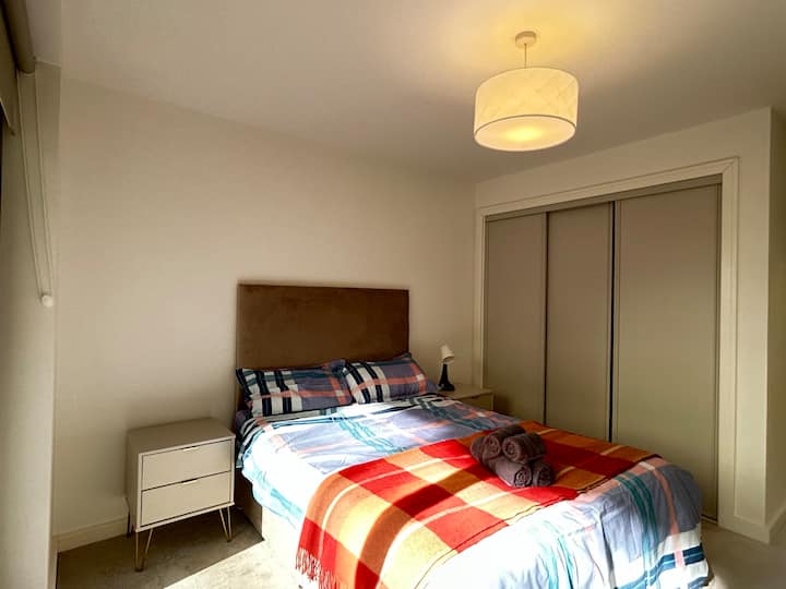 Elegant 2-bed Flat Next To Calton Hill Sleep 4 - Edinburgh