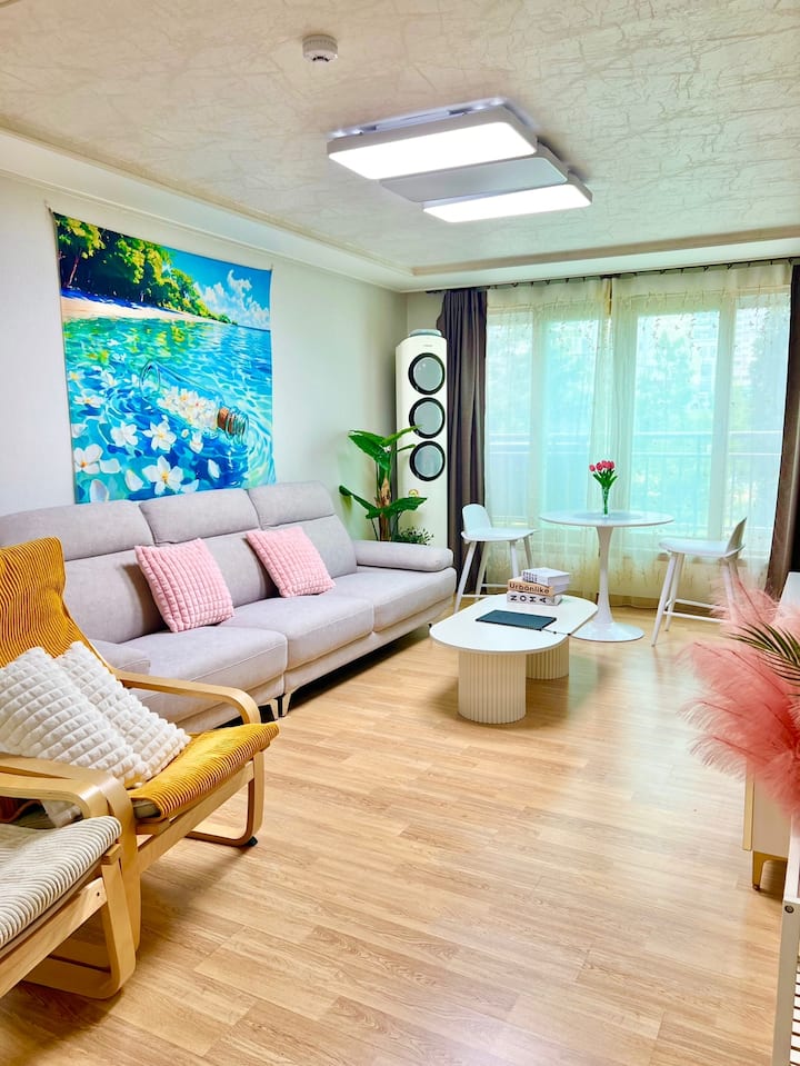 루미스테이#울산 삼산동 감성숙소#편백 공원뷰#3
룸풀옵션# - Nam-gu