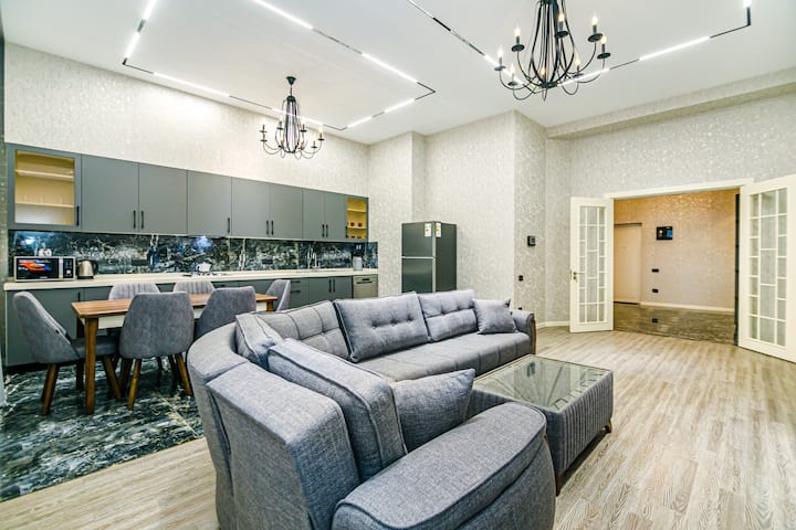 Deluxe Family Apartment Near Nizami. - Baku