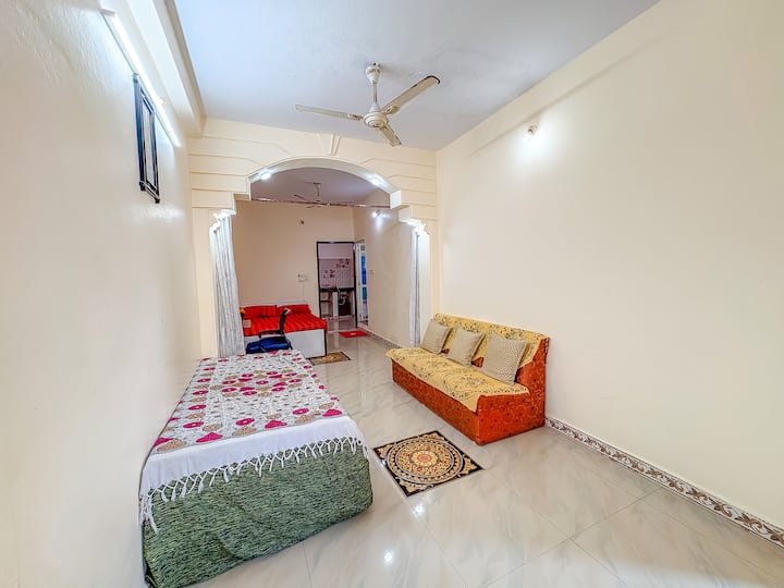 Comfortable Stay Near Mahakal Temple - Ujjain