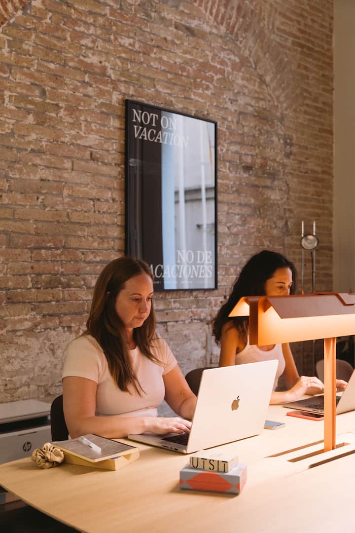 Bright & Modern Private Room In Outsite Barcelona - Barcelona