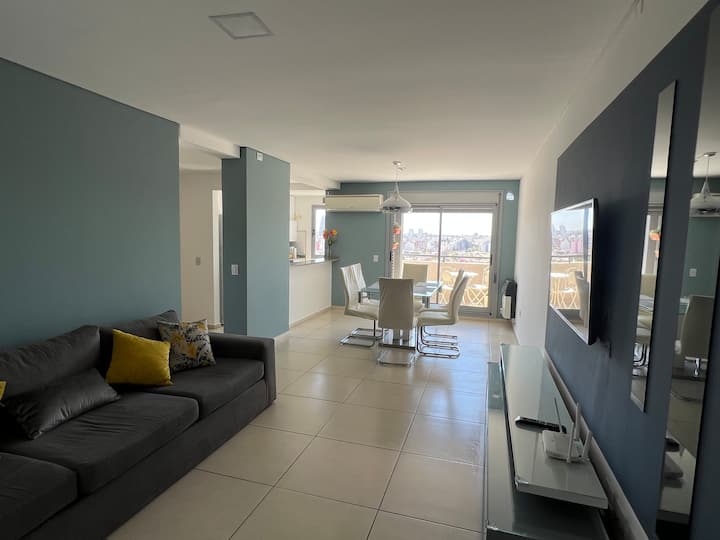 Hermoso Departamento En Alquiler - Córdoba, Argentina