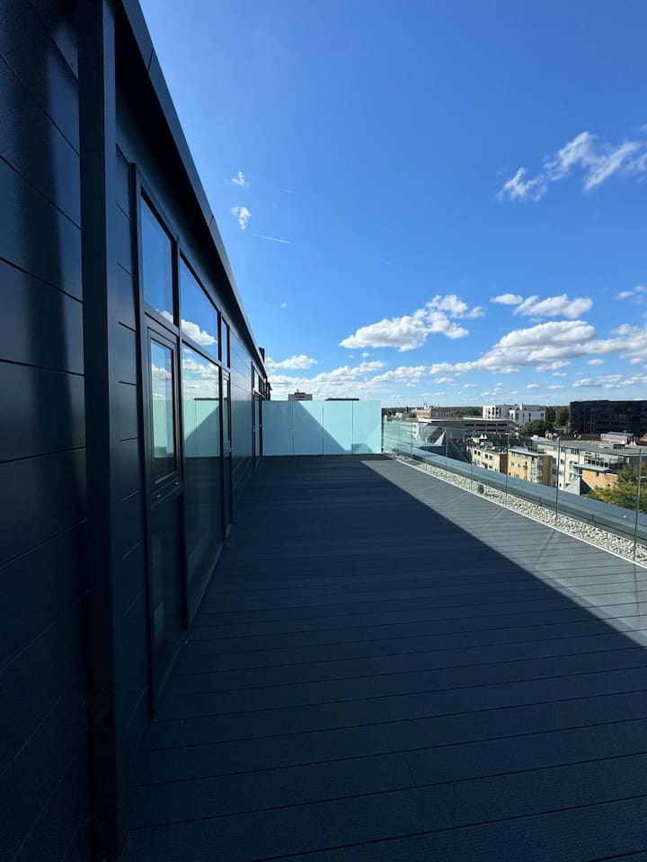 3 Bhk Penthouse - Paramount Uxbridge Pm33 - 루즐립