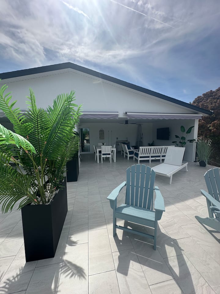 Cozy First-floor One Bedroom With Kitchenette - クリアウォーター, FL