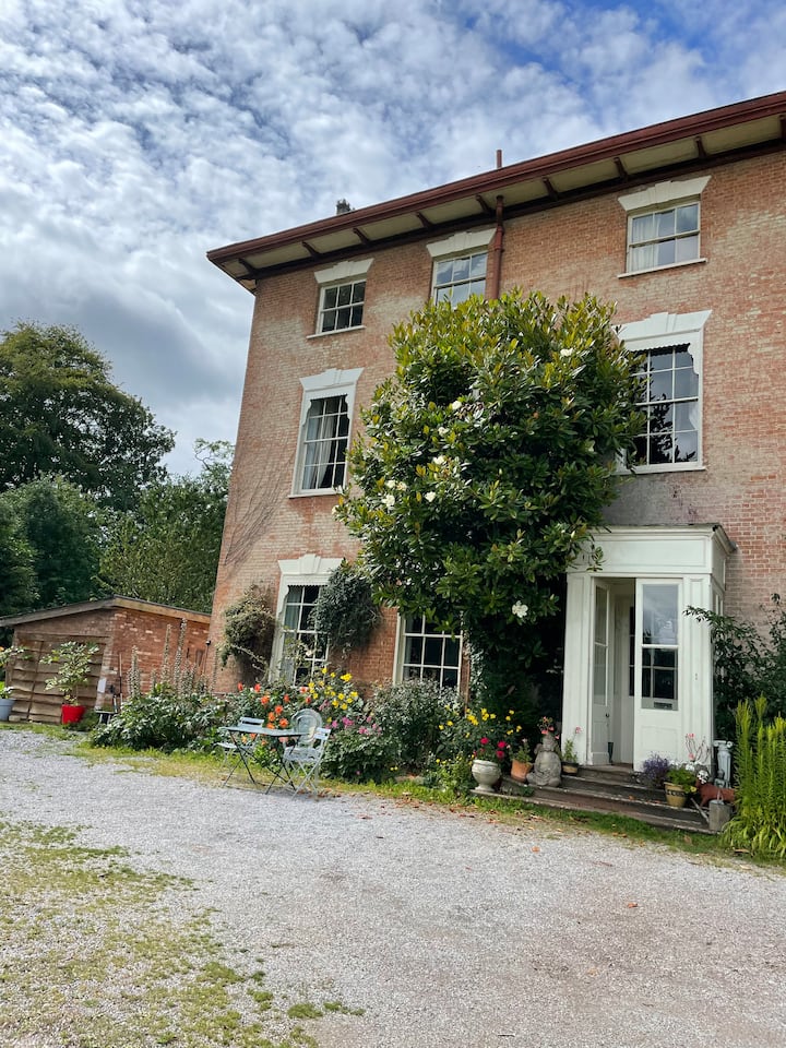Rooms At The Top - Bridgwater