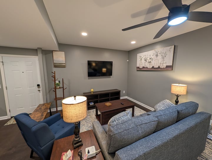 Newly Renovated Comfy Studio - Atlanta