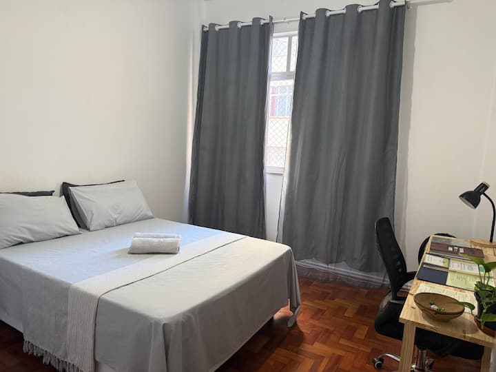 Quarto Privativo Em Casa Compartilhada | Casamarla - Brésil