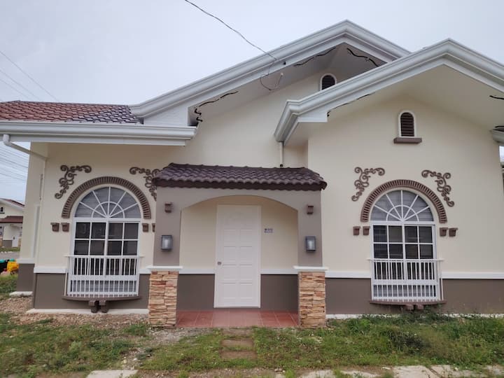 3 Bedroom (Very Spacious) House - Panglao