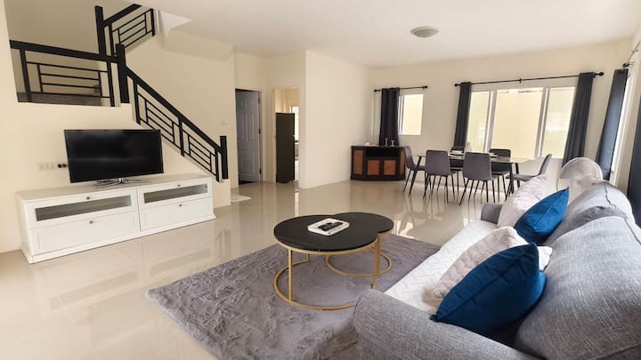 Happy Stand Alone House With Free High Speed Wifi - Phuket