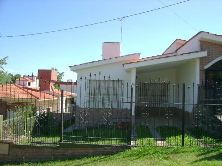 Casa En Carlos Paz, Argentina - Villa Carlos Paz