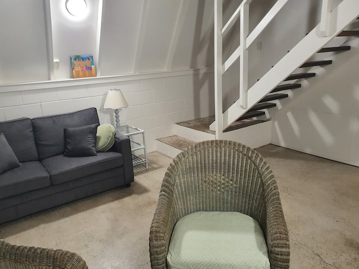 Waikiikii Chalet, Oceanviews, Pool, Ac, Sleeps 4 - Cook Islands