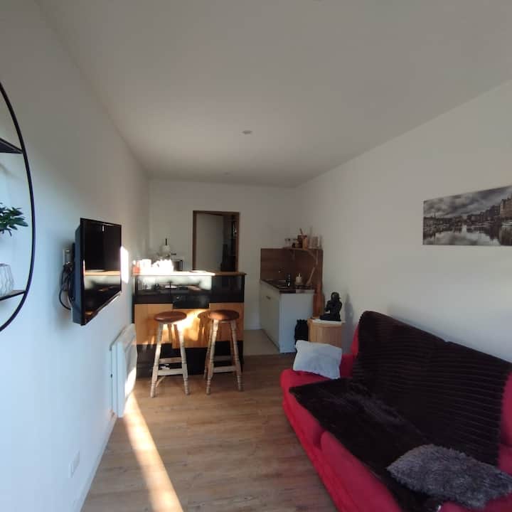 Logement Et Terrasse Au Calme En Parfait éTat. - Hameau de