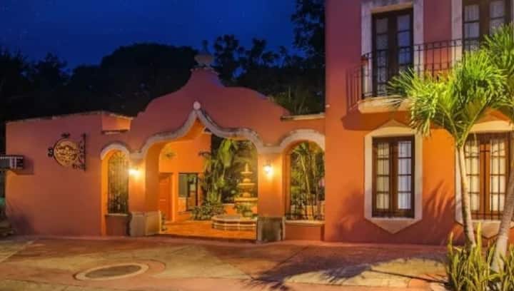 Hacienda Kamelot - Cozumel