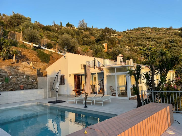 Vrijstaande Casa Met Zwembad In Andalusië - Canillas de Aceituno
