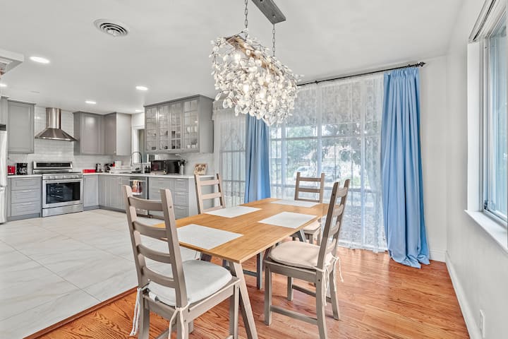 Modern 3br Retreat W/ Fenced Yard, Parking & Ac - Pleasant Hill, CA