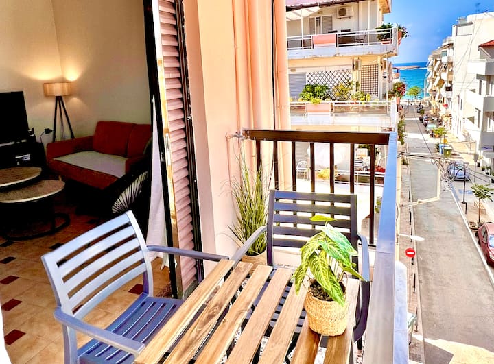 Steps Away From City’s Beach Apt7 - Chania