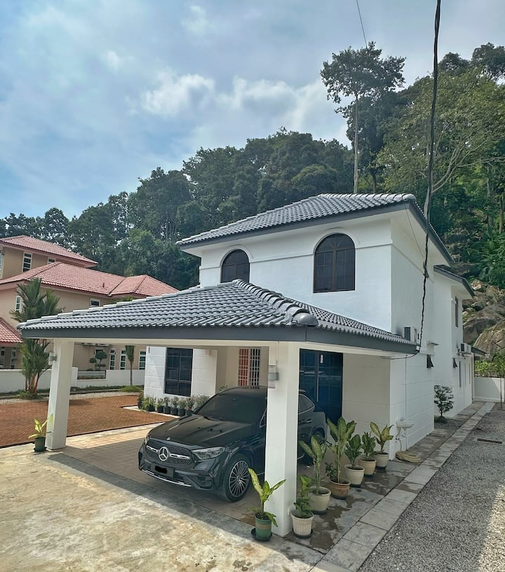Bukit Mertajam Bungalow大山腳獨立洋房，6房4浴&大客廳 - Batu Kawan