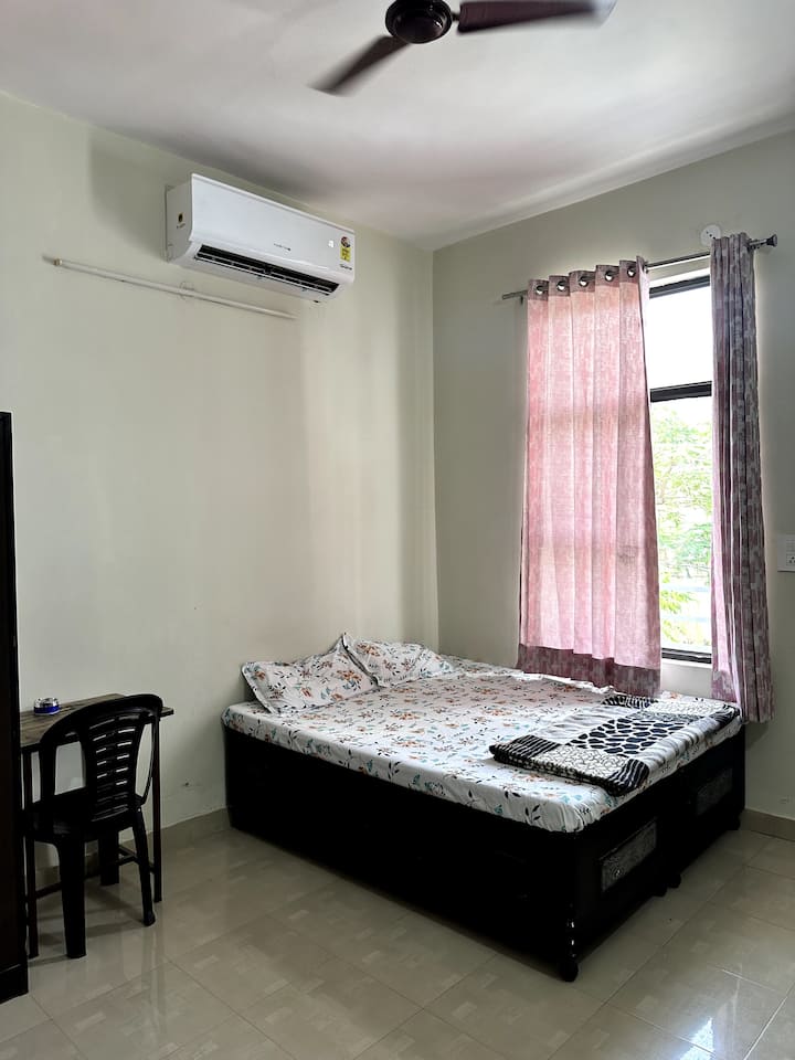 5 Bhk Villa Best For Large Tourist Groups. - Jaipur