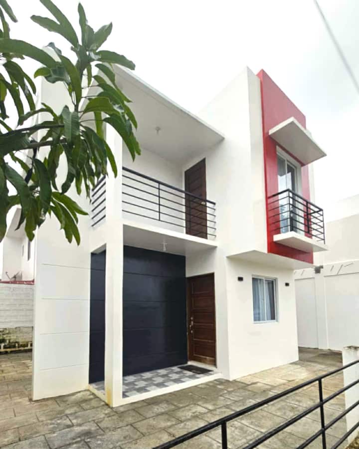 Lil's Haus
Your Home Away From Home! - Catarman