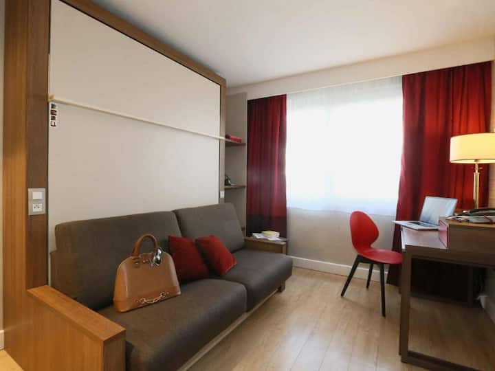 Studio Avec Un Lit Double (Escamotable) 17m2 - Saint-Genis-Pouilly