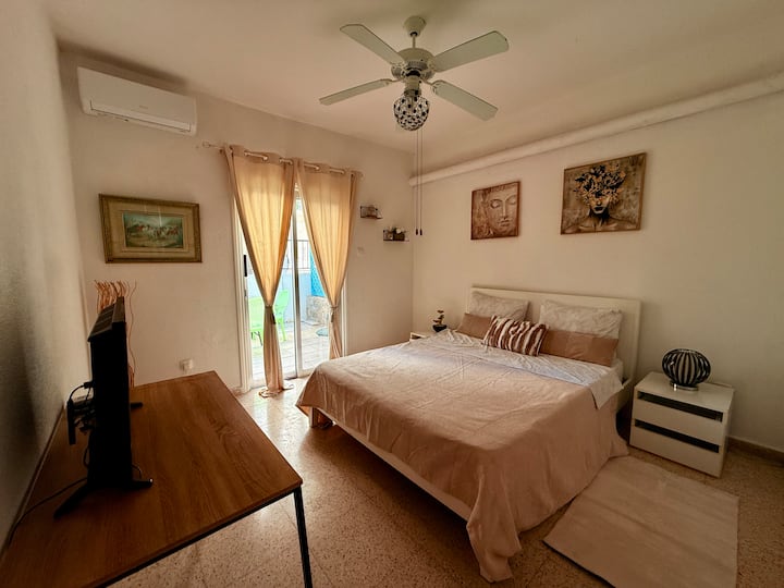 Sea Breeze Paphos - Paphos