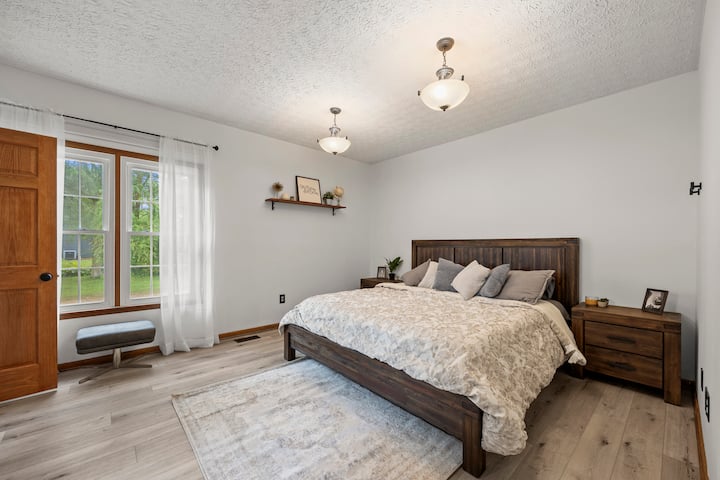 Cozy Farm House| Near Osu, Dublin & Dt|  Sleeps 10 - Dublin, OH