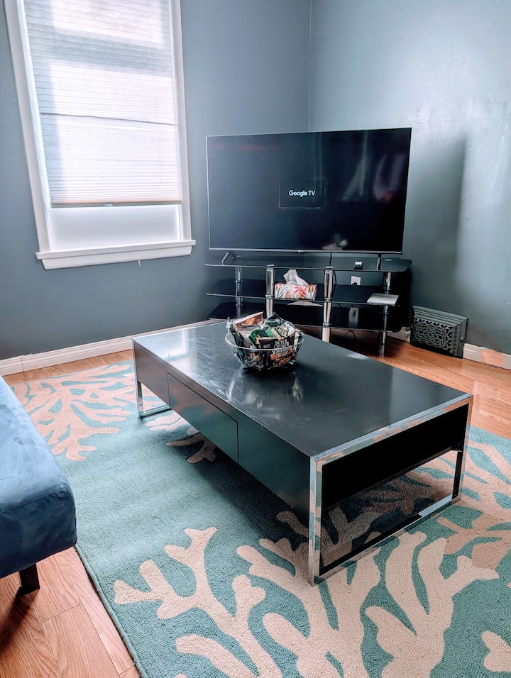 2 Bedroom Monthly Rental - Winnipeg