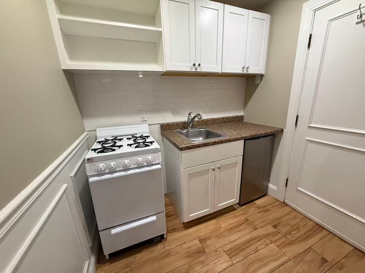 Comfortable Studio Next To Prudential Center - Dorchester, MA