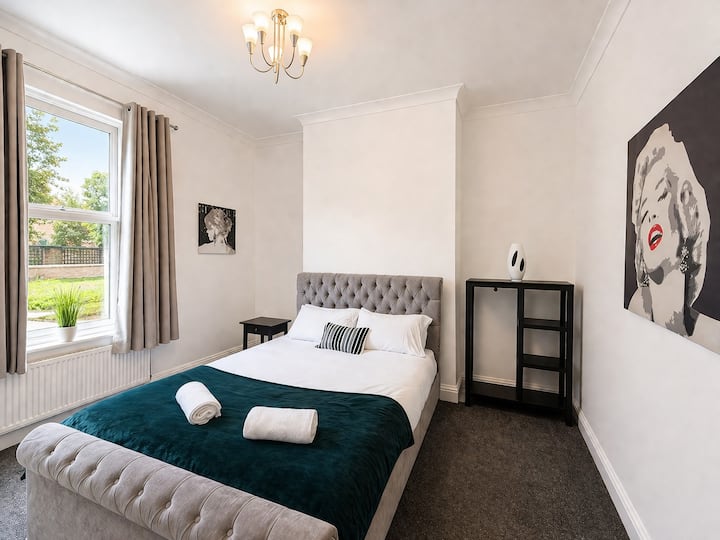 The One Bed Hideaway - Croydon, UK