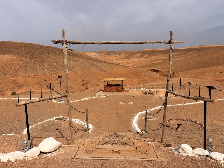 Séjour Sous Tente Dans Le Désert Proche Marrakech - Agafay
