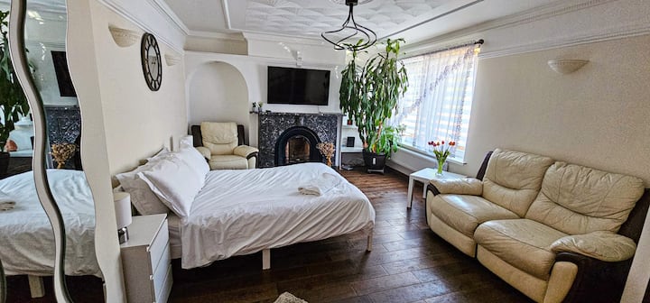 Mieszkanie 1 Pokojowe Z Własną Kuchnią I łAzienką - Musselburgh