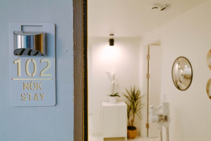 [홍대입구역 10분] 연남동 감성 화이트 하우스｜포근한 무드｜연트럴 파크｜Arex 공항철도 - South Korea