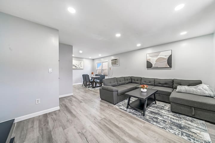 Cozy Modern Home - 30 Min To Nyc - Staten Island, NY